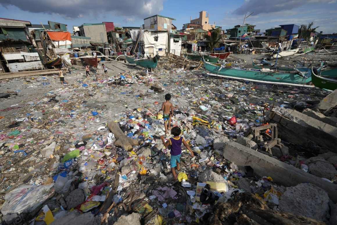 solid waste crisis | BusinessMirror