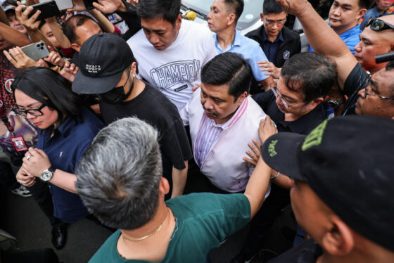 Estrada, 3 others now at QC jail ‘general population’–DILG | Jonathan L ...